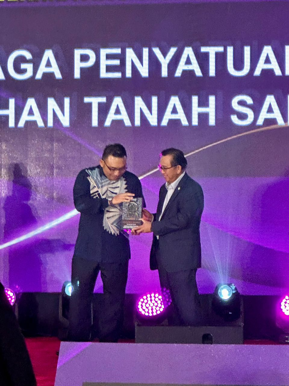 SALCRA WINS AWARD AT ANUGERAH INTEGRITI, GOVERNANS DAN ANTIRASUAH 2023